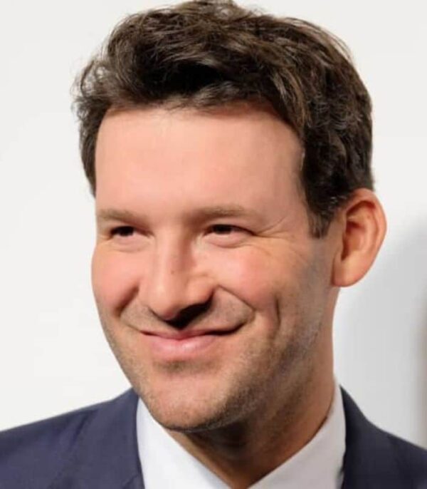 Is Tony Romo Bald or Wearing a Hair Piece?
