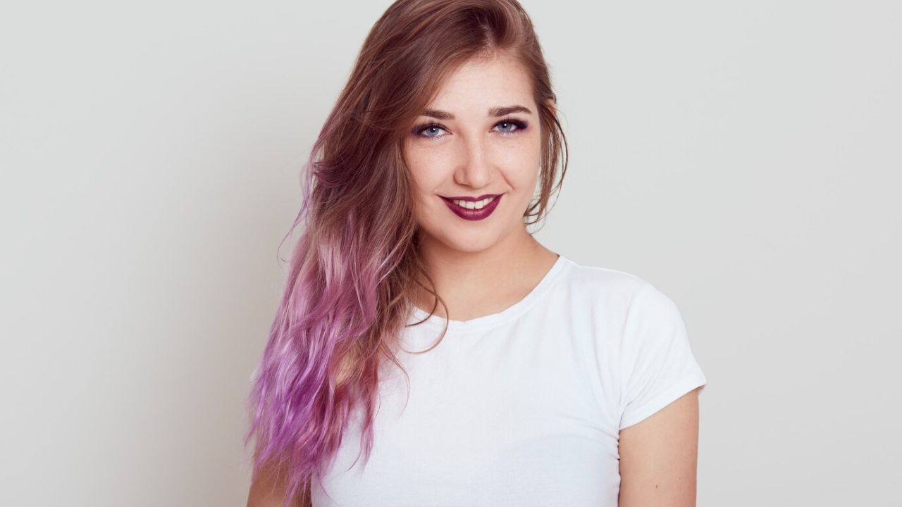 20 Expert Tips on How to Color Match Hair Extensions 2025